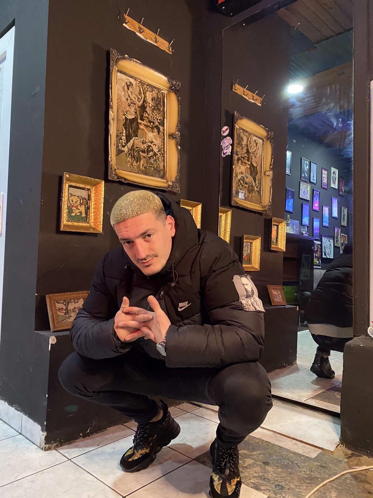 Ç’thotë tatuisti Valmir Fazliu për trendin me tatuazhe? Ç’thotë tatuisti Valmir Fazliu për trendin me tatuazhe?