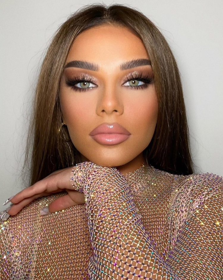 Tayna në imazhin e fundit duket se ka ardhur direkt nga ëndrrat