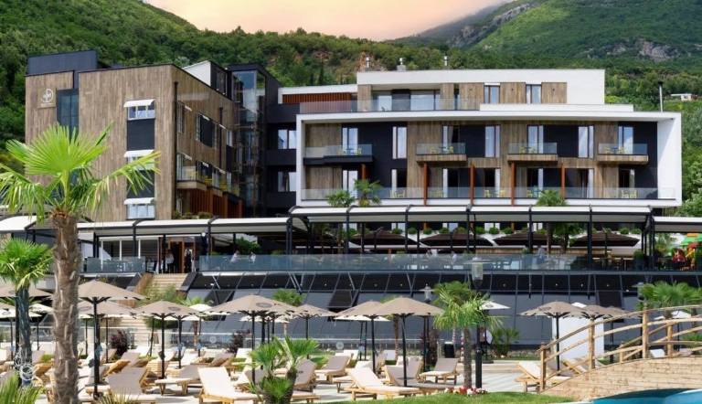 Hotel ‘Select Hill Resort’, zgjedhja juaj e parë për këtë sezon