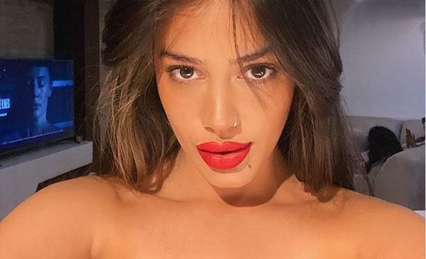 Lotina Haziri ekspozohet pak si shumë para pasqyrës