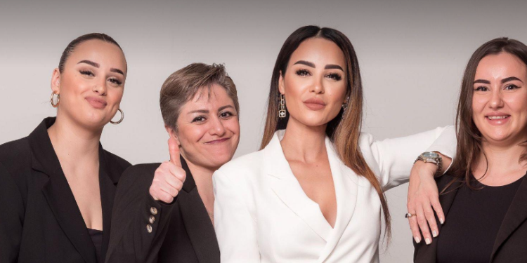 Saranda Shala shqiptarja e famshme botërisht për grim permanent