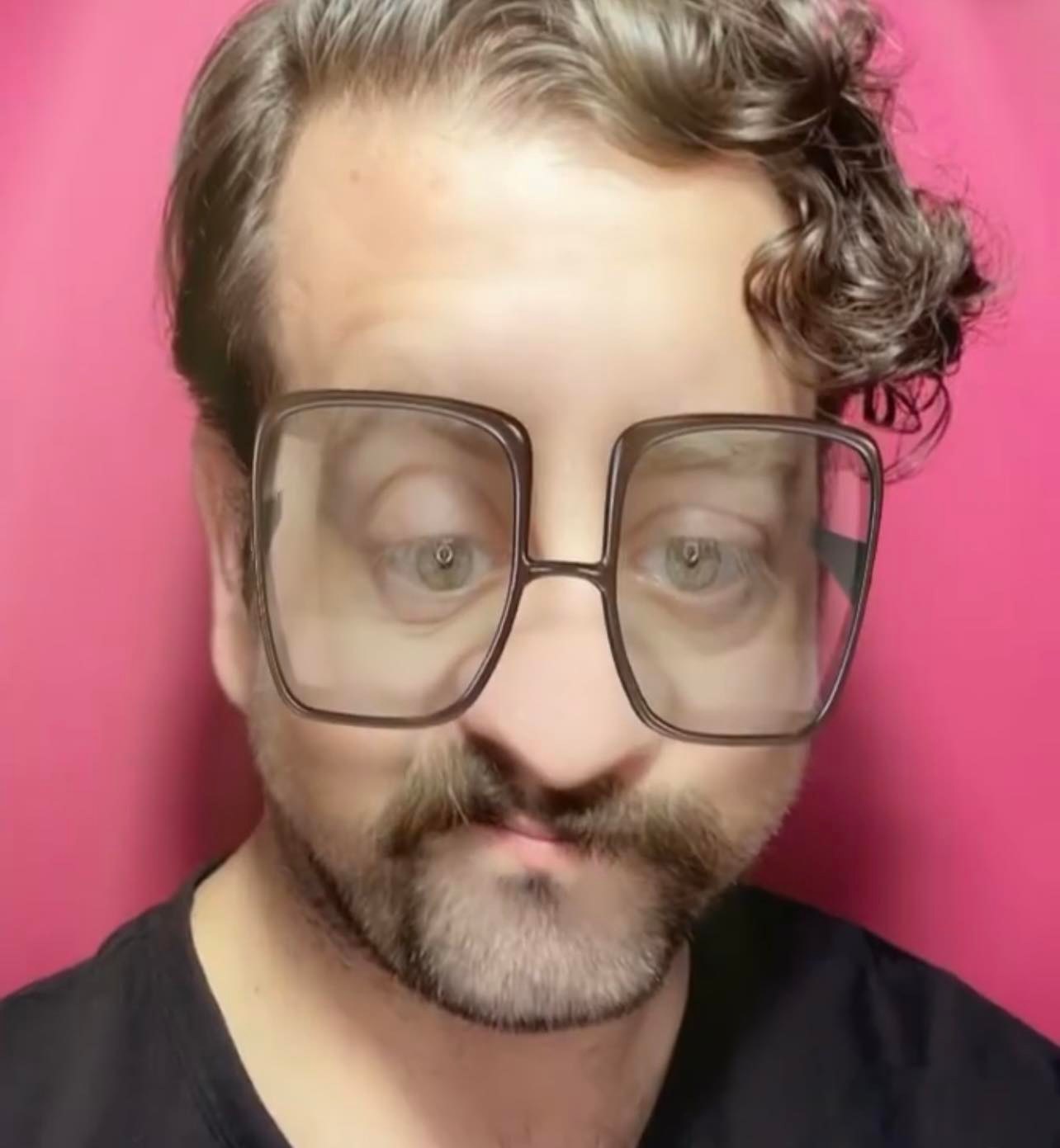 Ana e panjohur e Agon Myftarit - ju prezantojmë familjen e aktorit