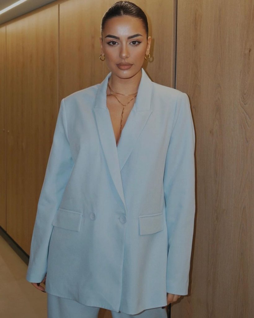 Argjira Spanca më elegante se kurrë