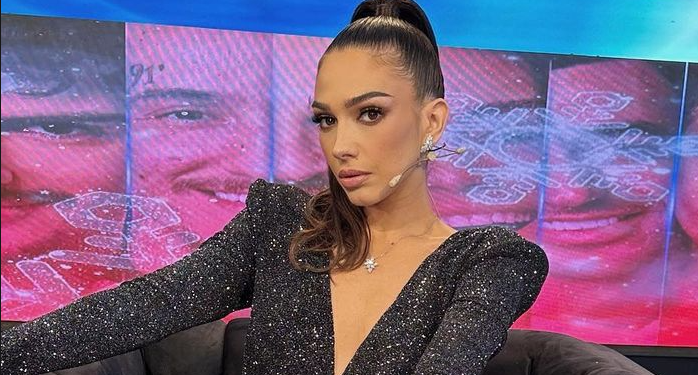 Jonida ka dy fjalë për vjehrrën, ja se e lumtur duket ajo