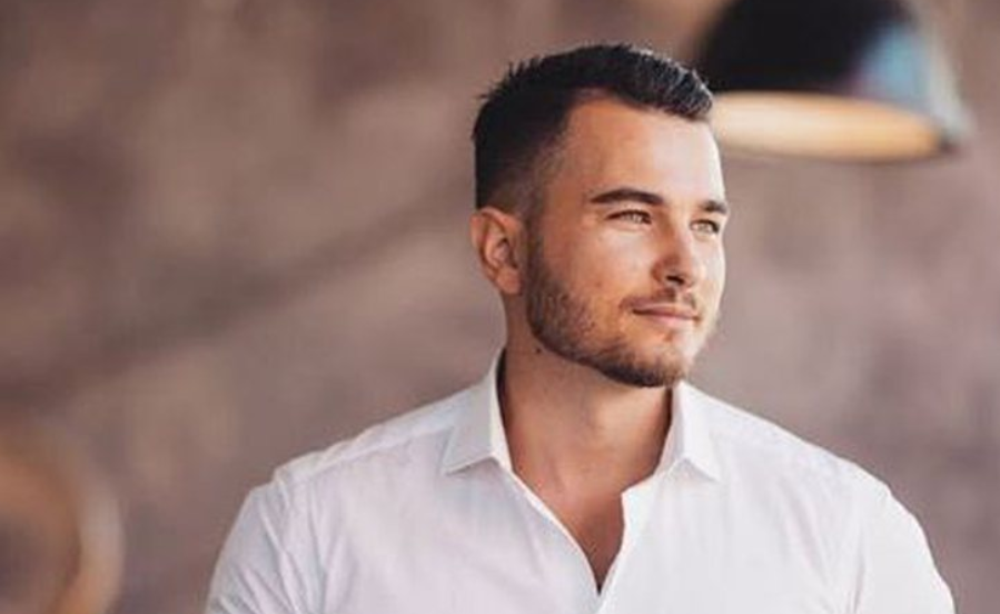 Arjon Muça baba për herë të parë, motra i zbulon sekretin