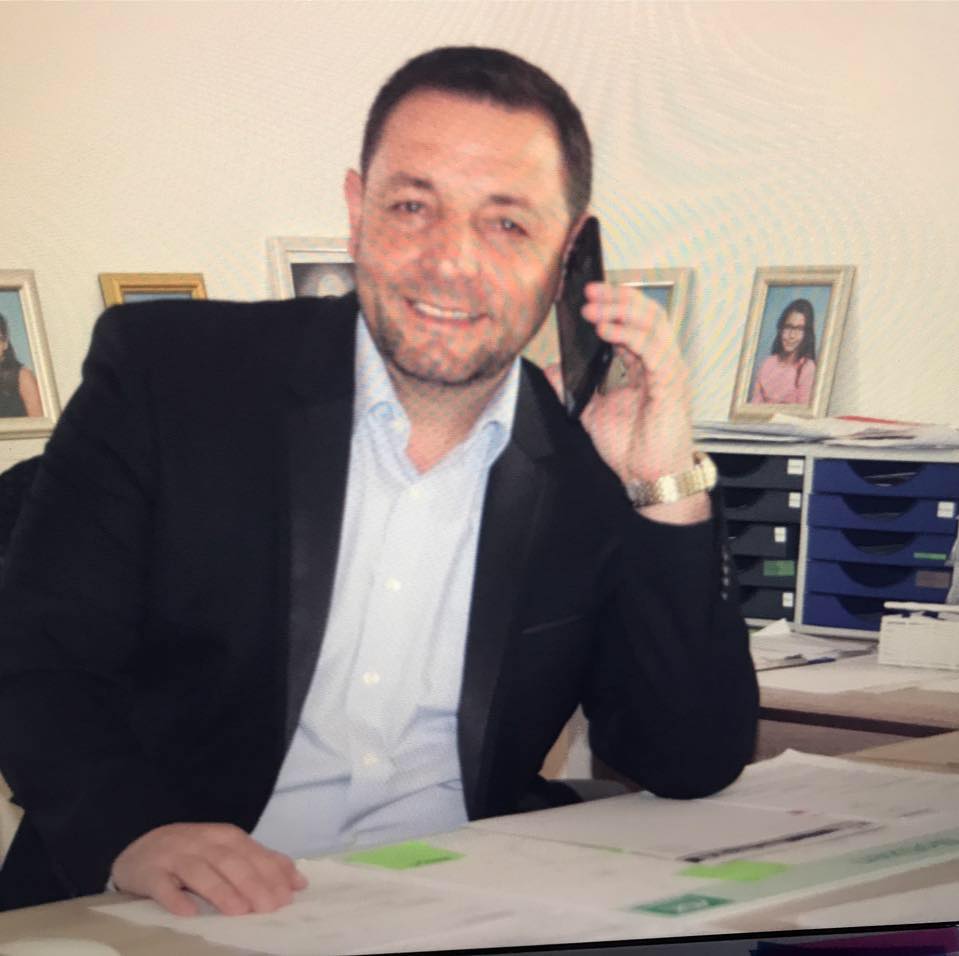 Sot , një ditë e veçantë për biznesmenin e njohur Ilir Sinani