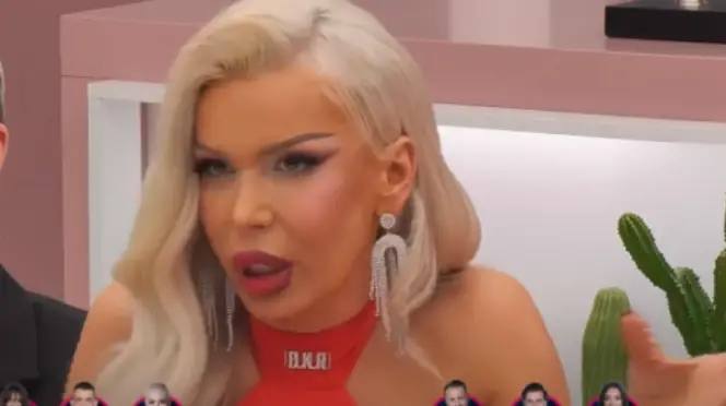 Edona – Kaderit: T’isha kanë vjehrra jote, pa ma bë çejzin nuk ta kisha ... Edona – Kaderit: T’isha kanë vjehrra jote, pa ma bë çejzin nuk ta kisha ...