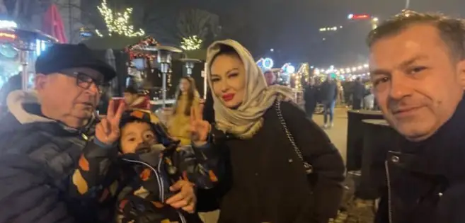 Adelina Ismaili e shijon kohën me babain Adelina Ismaili e shijon kohën me babain