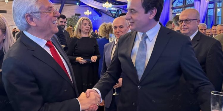 Lazim Destani në ceremoninë e festës së Pavarësisë së Kosovës