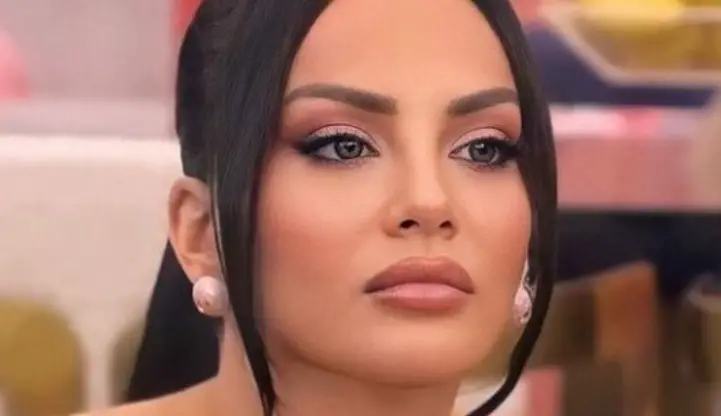 Sara Gjordeni “shpërthen” në rrjete sociale pas përjashtimit nga BBV3 Sara Gjordeni “shpërthen” në rrjete sociale pas përjashtimit nga BBV3