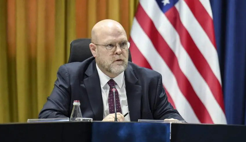 Hovenier: Kosova mund të përparojë vetëm me përkrahjen e SHBA-së, duhet ... Hovenier: Kosova mund të përparojë vetëm me përkrahjen e SHBA-së, duhet ...