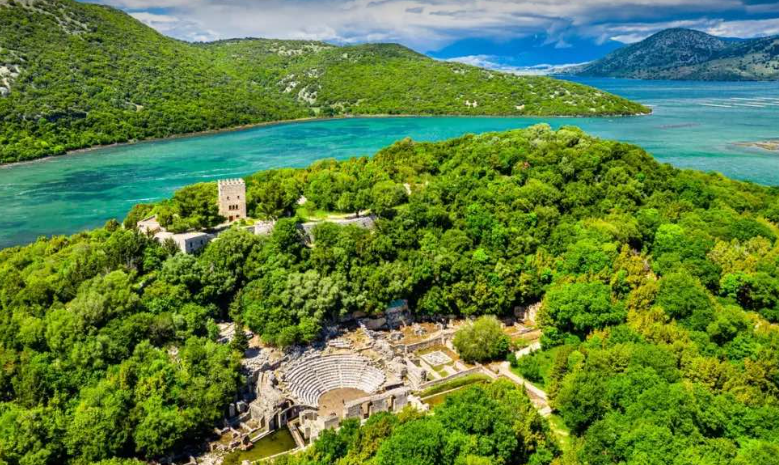 Butrinti - Ku e kaluara dhe e tashmja jetojnë krah më krah