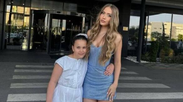 Tara e Kaia në një moment tejet të lumtur, përqafimi që rrëmben zemrat