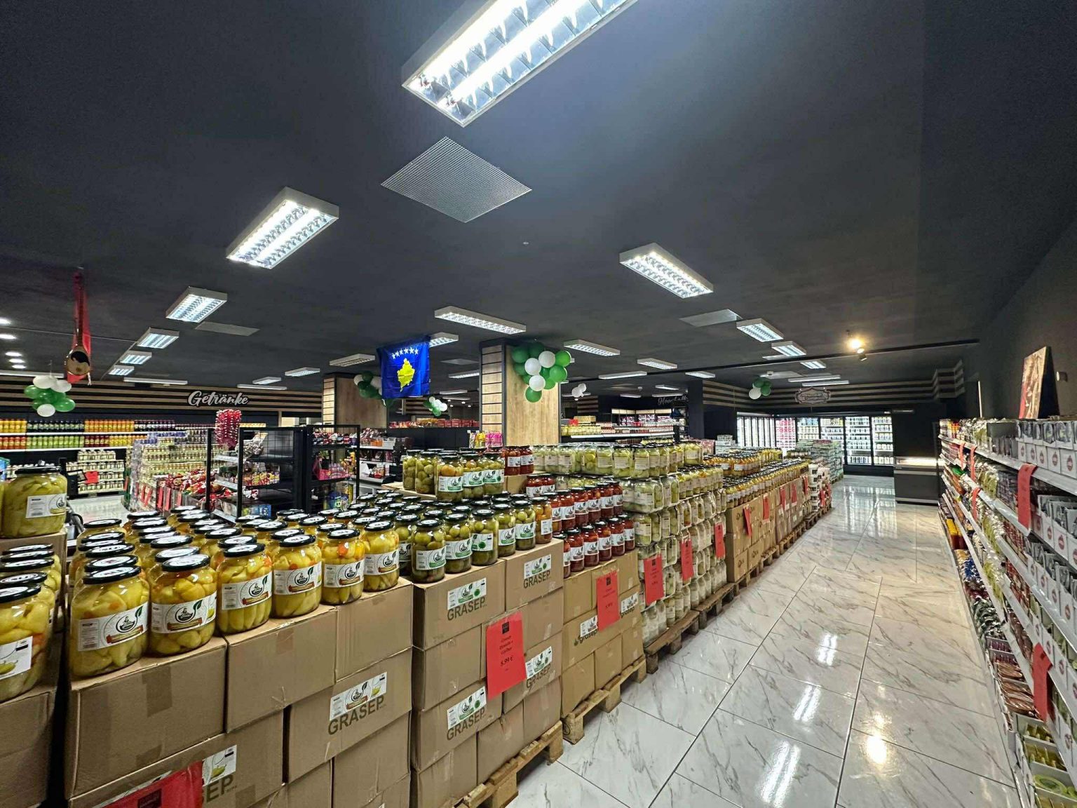 Kush është Fitim Thaqi një prej biznesmenëve shqiptar më të dalluar në ...